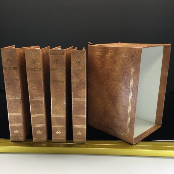 unknown | Accents | Faux Leather Photo Albums Set With Box 56 Photo ...